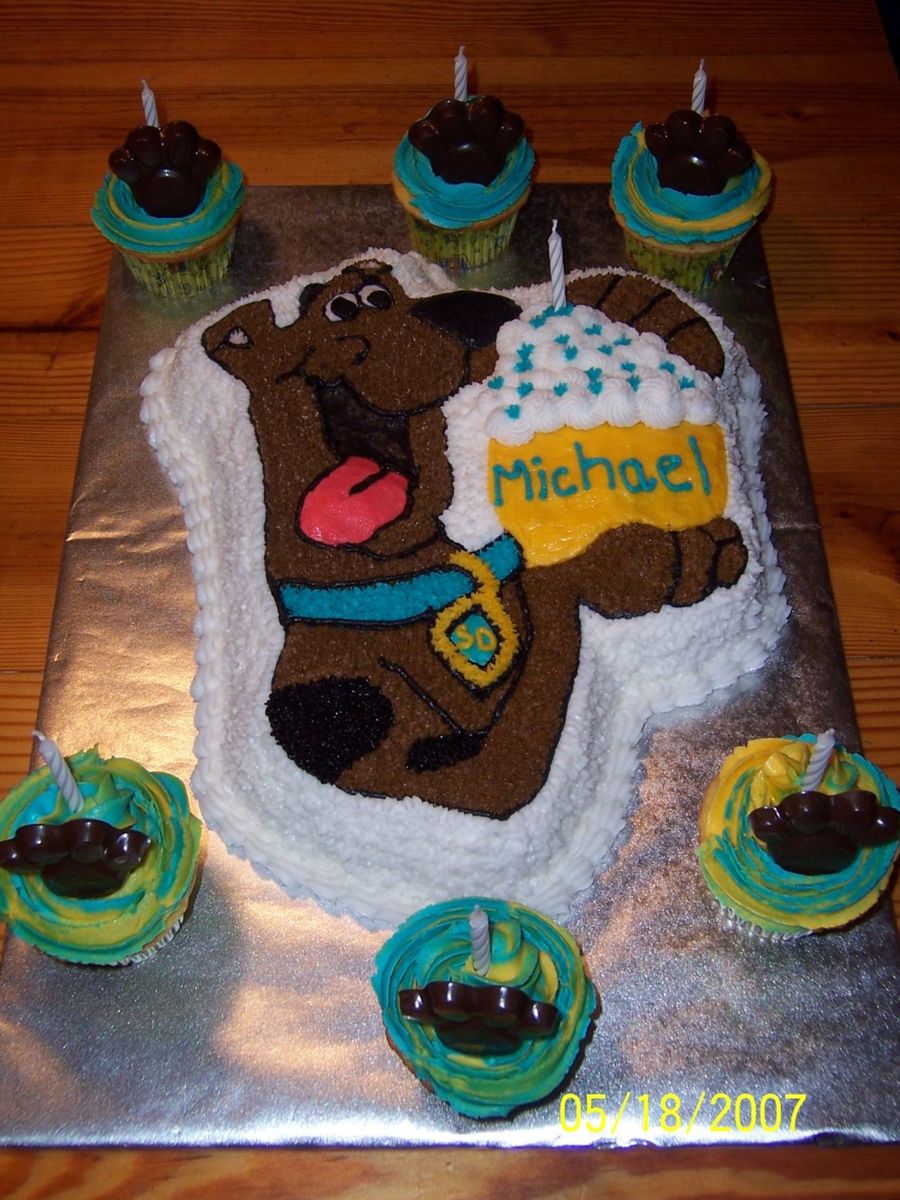 Scooby Doo Cake - CakeCentral.com