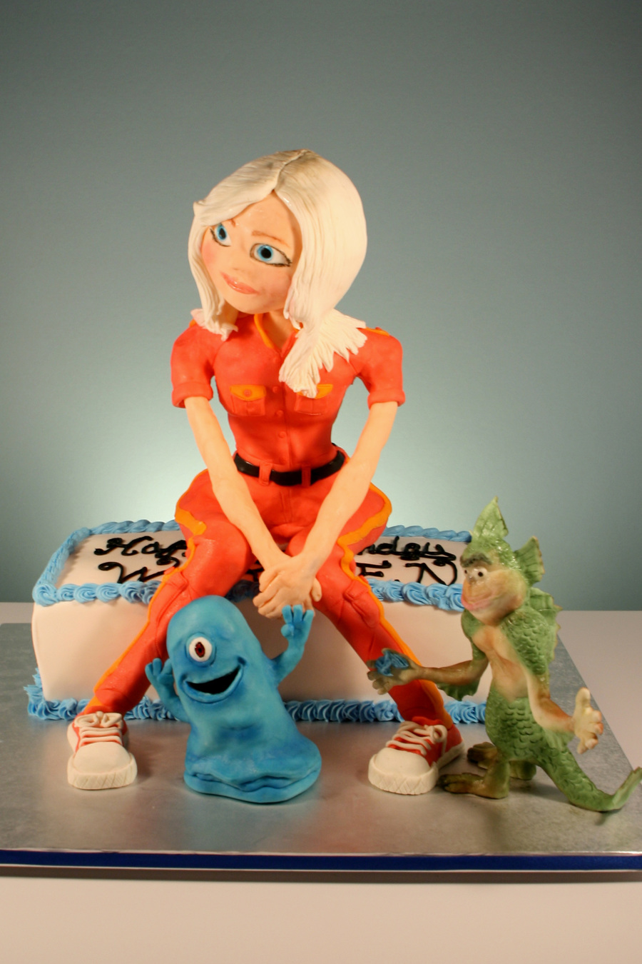 Monsters Vs. Aliens Cake - CakeCentral.com