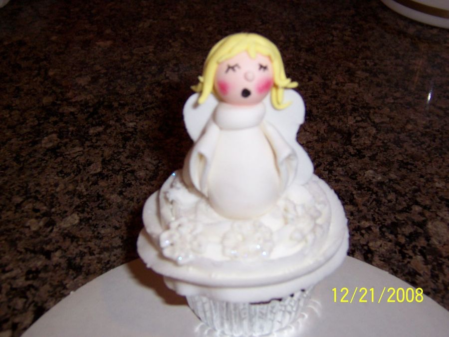 Angel Cupcake - CakeCentral.com