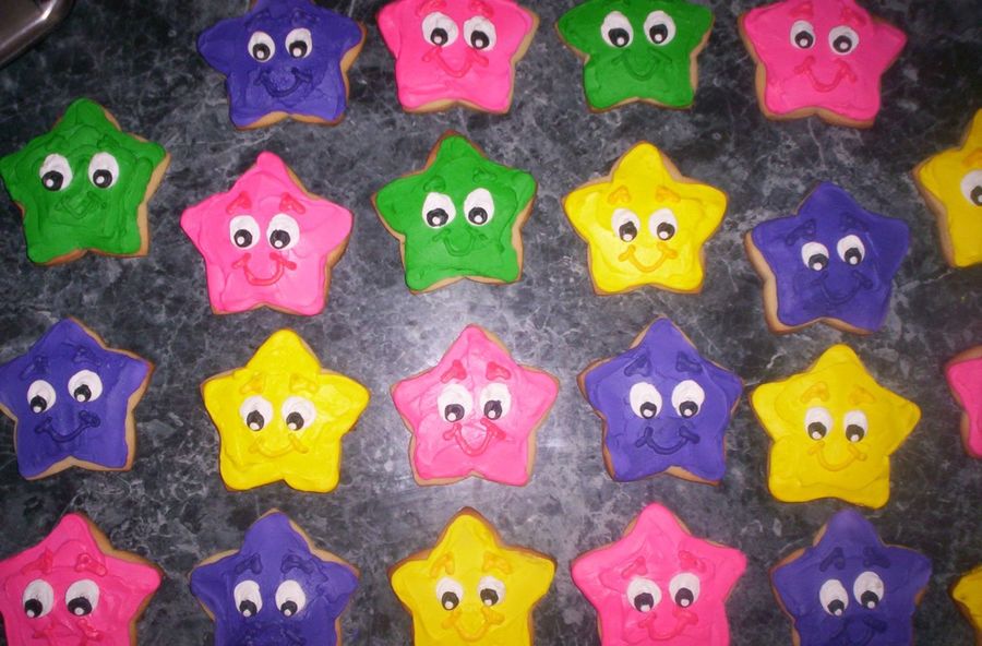 Dora The Explorer's Stars - CakeCentral.com