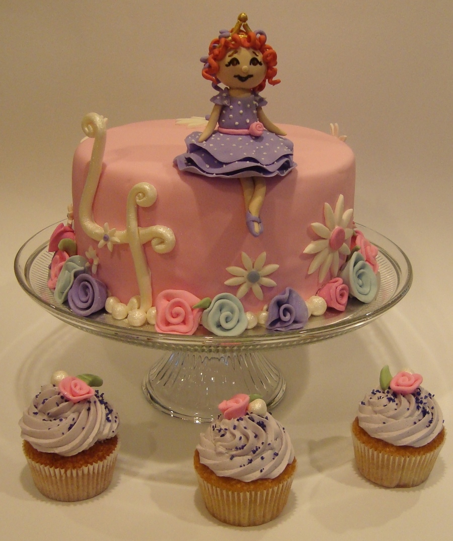 Fancy Nancy Birthday Cake - CakeCentral.com