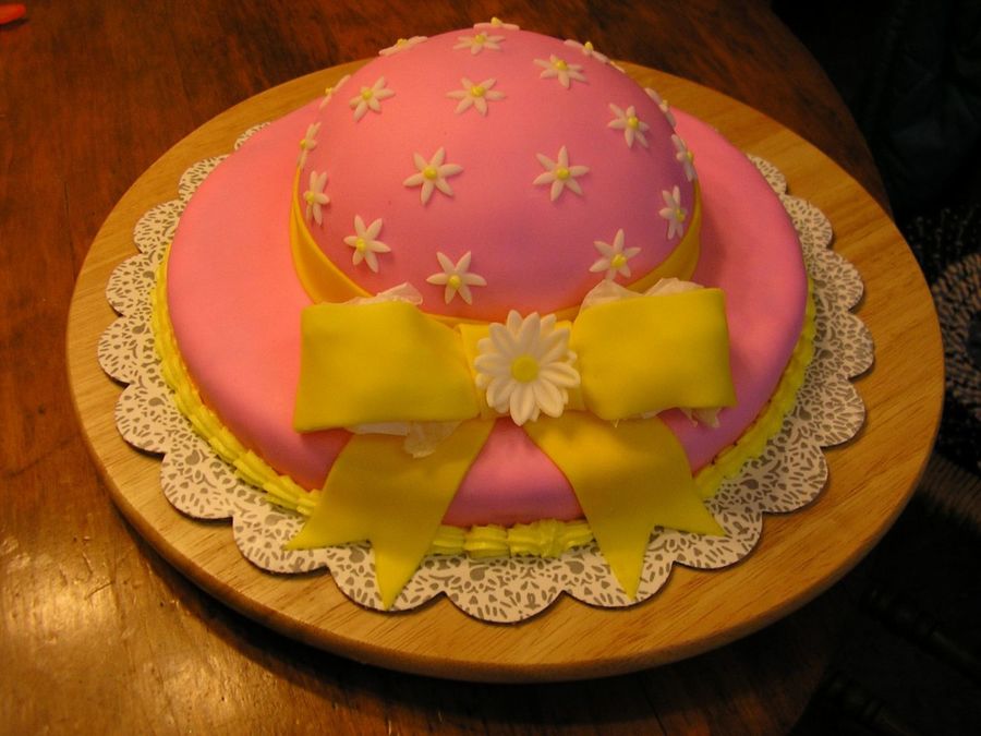 Easter Bonnet - CakeCentral.com