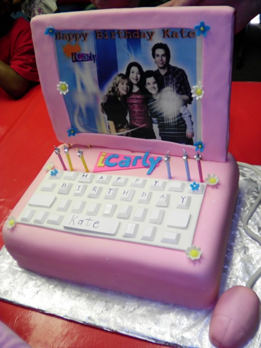 Icarly Cake - CakeCentral.com
