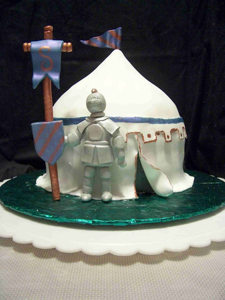 My Knight In Shining Armour - CakeCentral.com