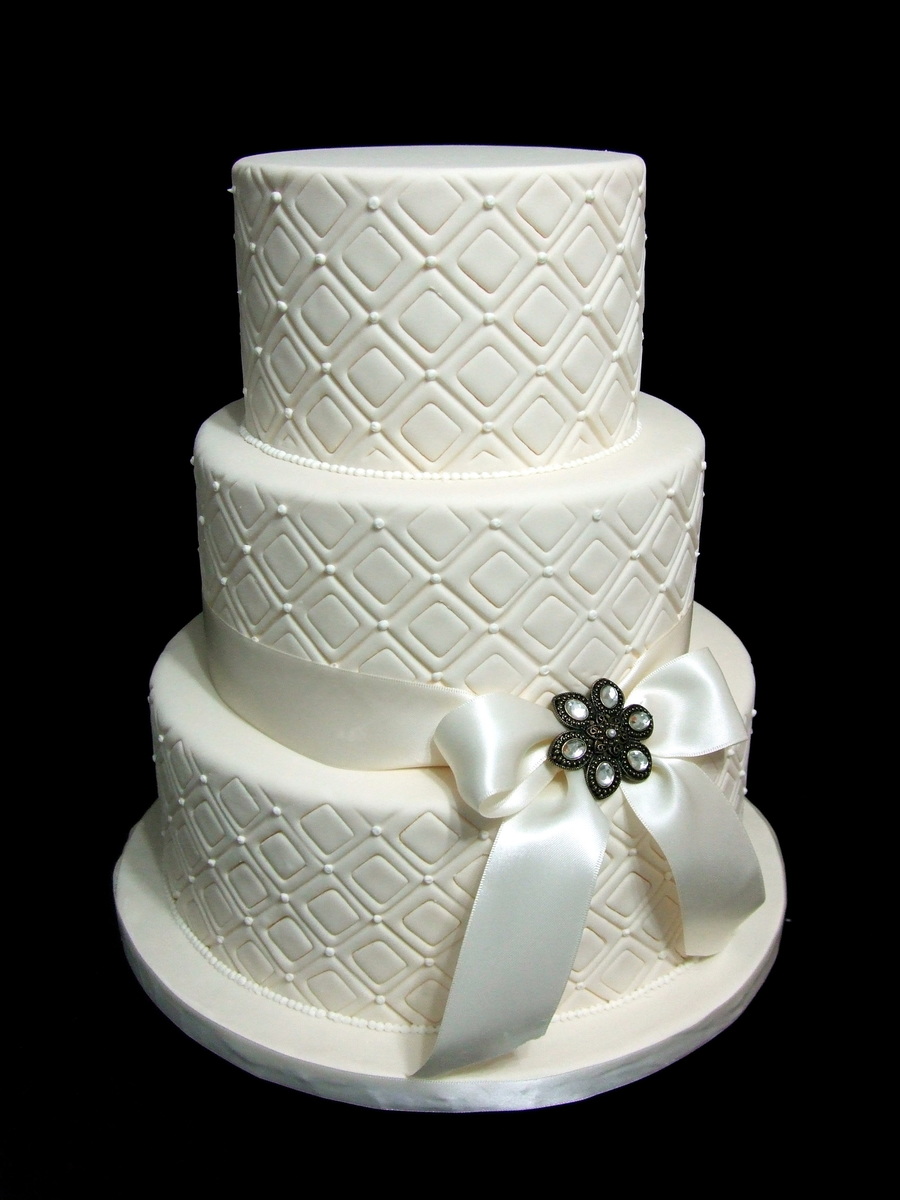 Ivory - CakeCentral.com