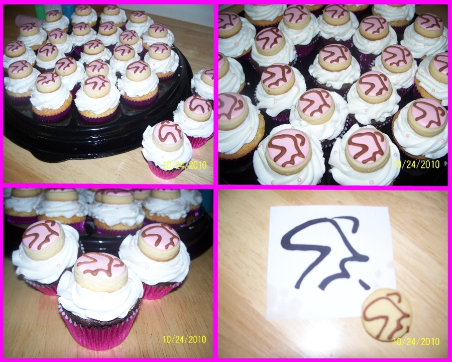 Spin Class Logo Cupcakes - CakeCentral.com