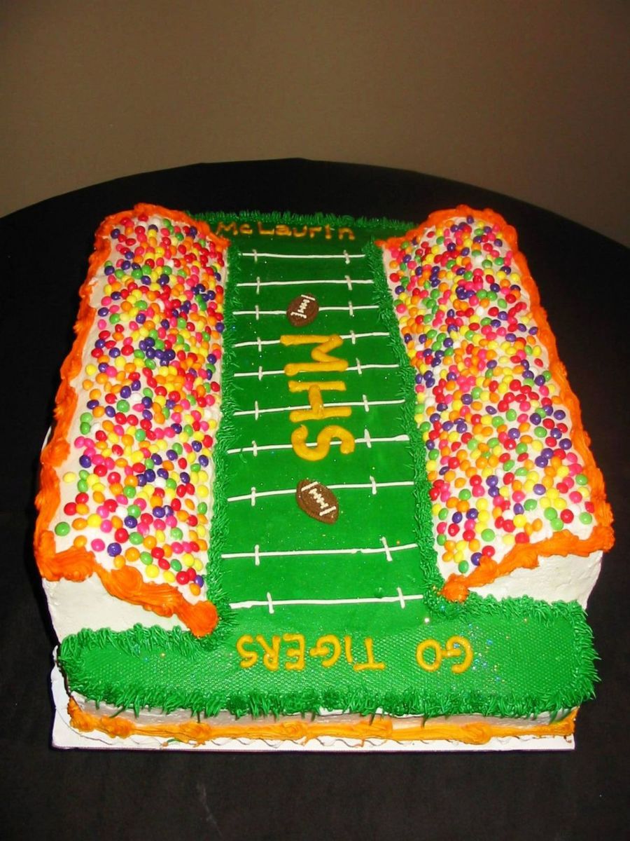 Mhs Homecoming Cake (View 1) - CakeCentral.com