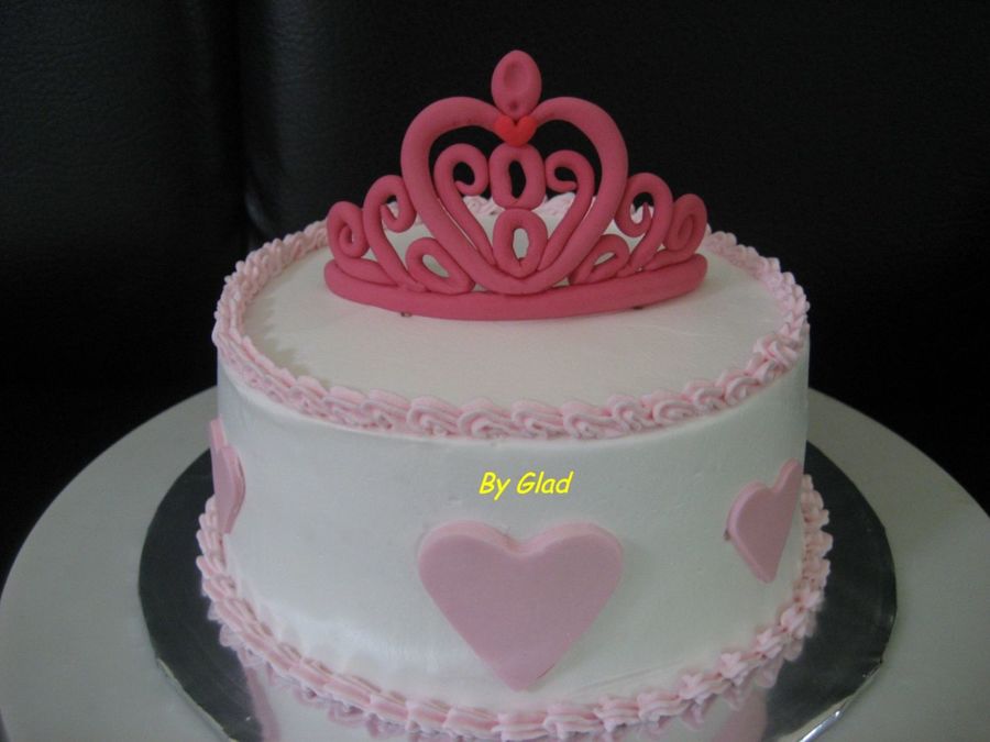 Tiara Cake - CakeCentral.com