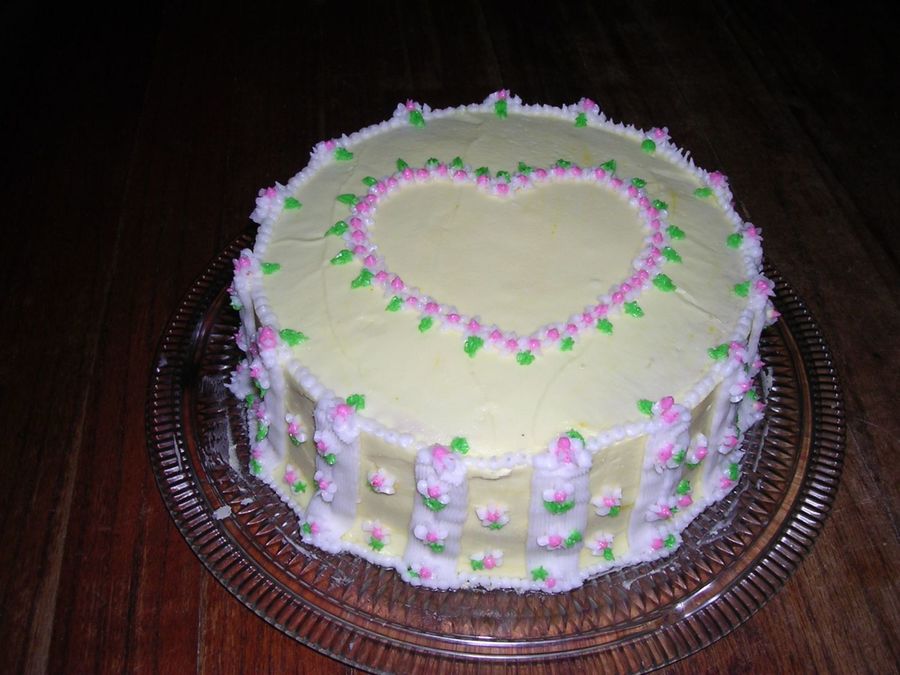Yellow Heart Cake - CakeCentral.com