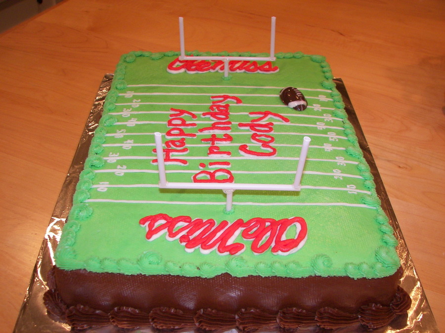 Ole Miss Football Field Cake - CakeCentral.com