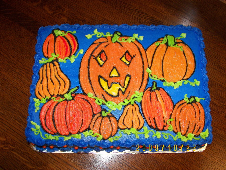 Pumpkin Patch Cake - CakeCentral.com