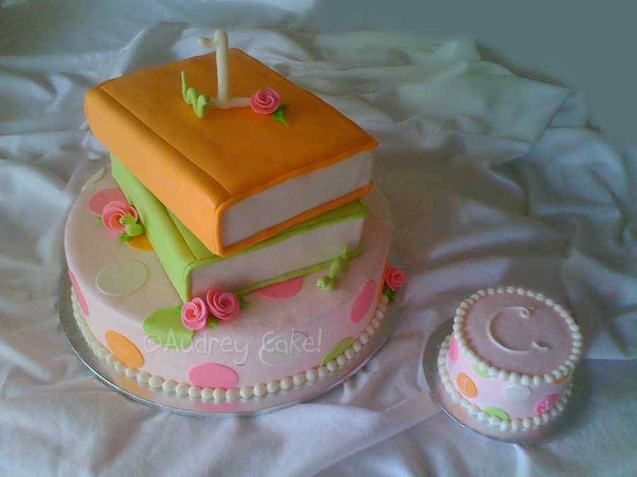 Bookworm Cake - CakeCentral.com