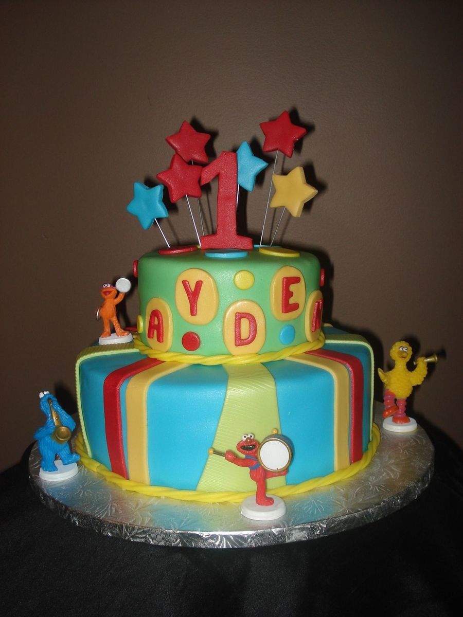 Sesame Street - CakeCentral.com