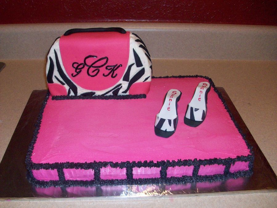 Cake_002.jpg - CakeCentral.com