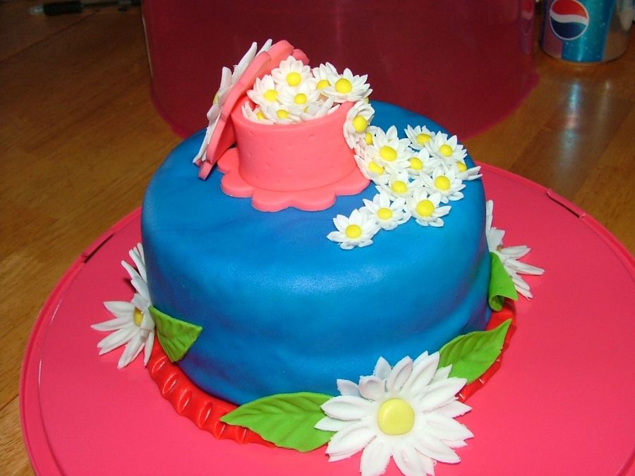My Wilton Fondant And Gumpaste Class Cake - CakeCentral.com