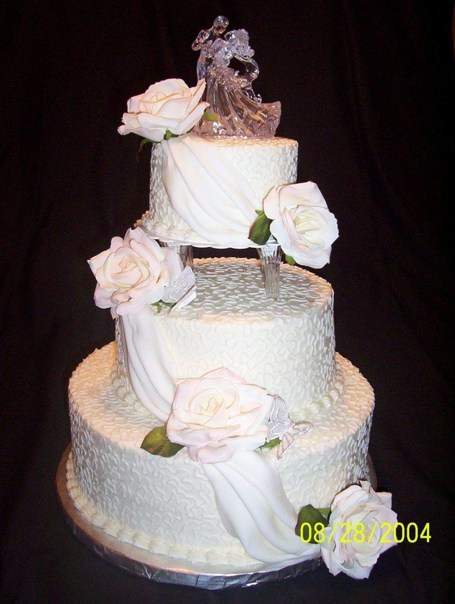 Cornelli Lace And Drape - CakeCentral.com