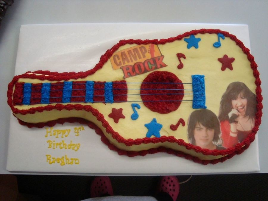 Camp Rock Guitar - CakeCentral.com