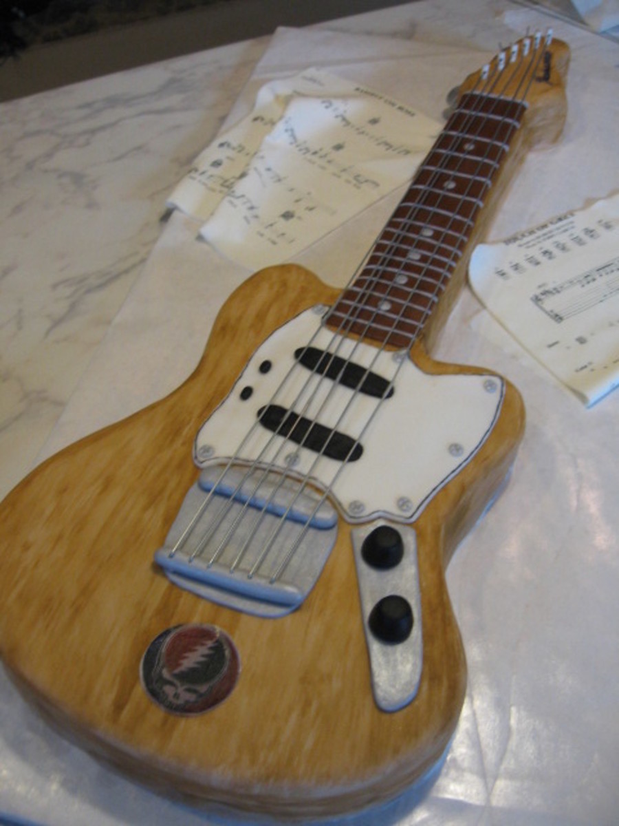 Guitar - CakeCentral.com