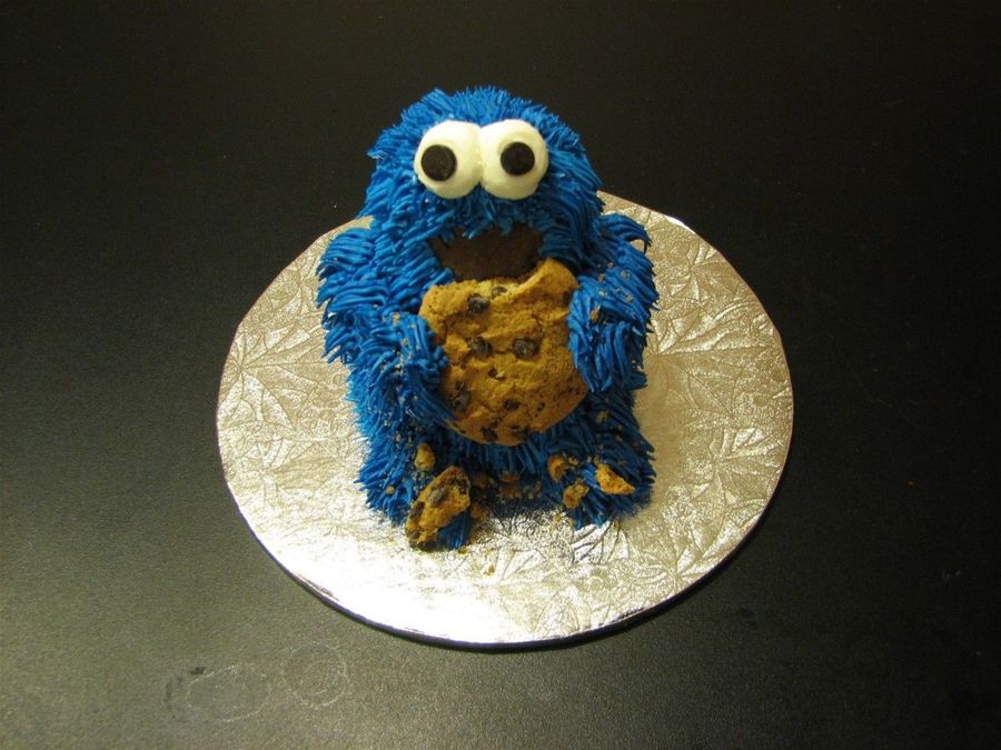 Cookie Monster Smash Cake - CakeCentral.com