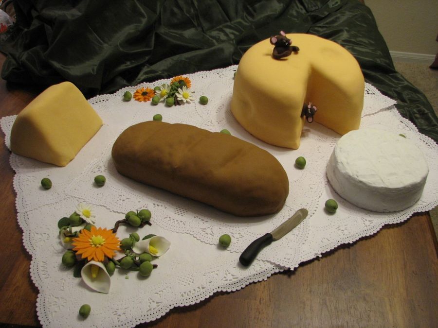 Mouse And Cheese Cake - CakeCentral.com