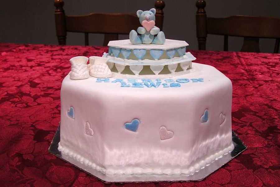 Harrison Lewis - CakeCentral.com