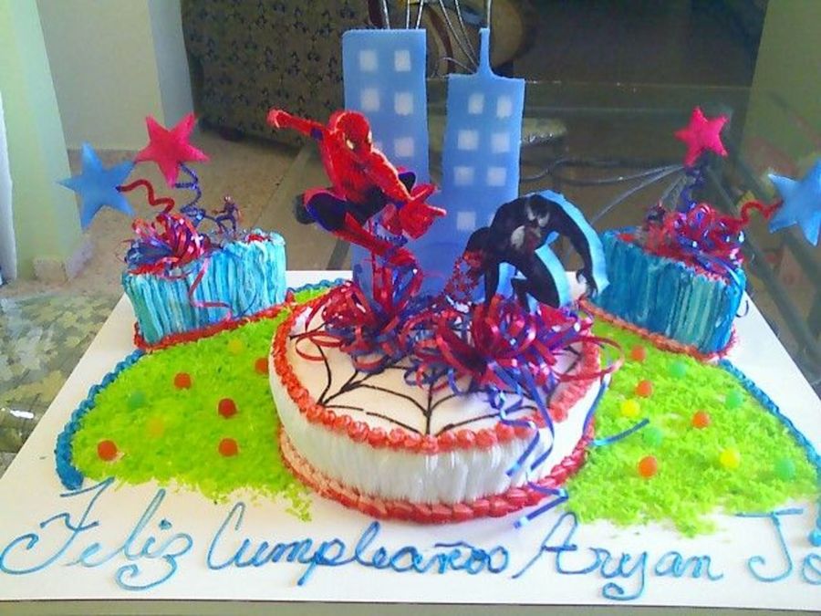 Spider Man - CakeCentral.com
