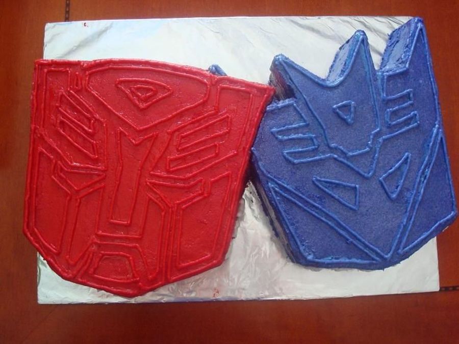 Transformers Cake - CakeCentral.com