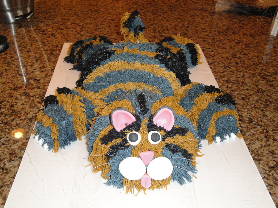 Tabby Cat - CakeCentral.com