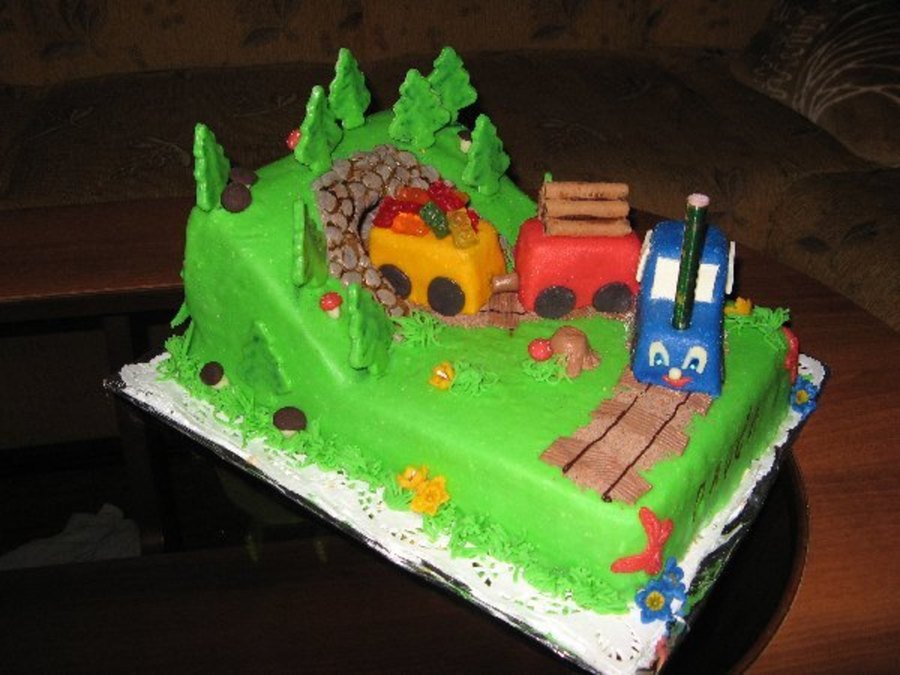 Locomotive - CakeCentral.com