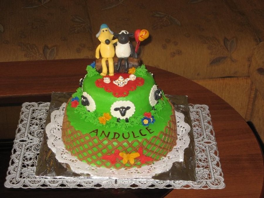 Shaun The Sheep - CakeCentral.com