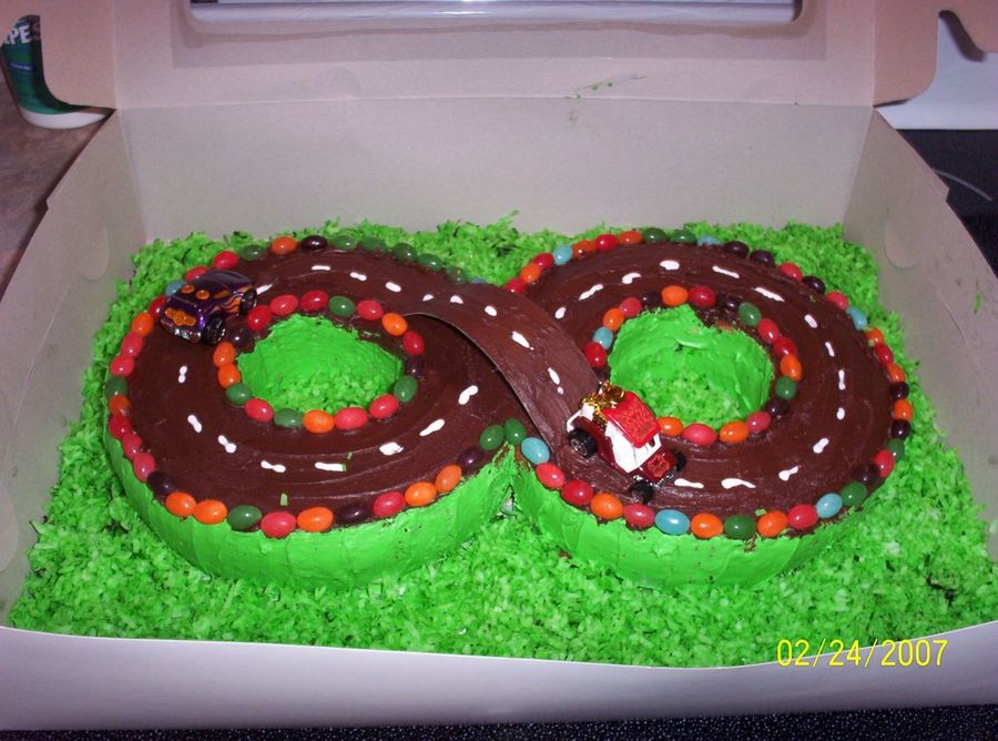 Race Track - CakeCentral.com