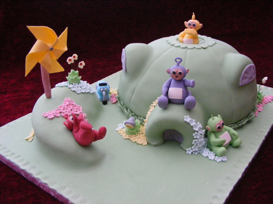 Teletubbies Cake - CakeCentral.com