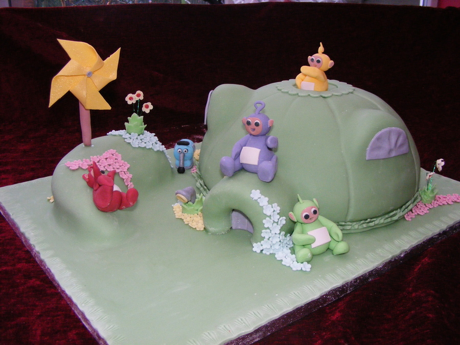 Teletubbies Cake - CakeCentral.com
