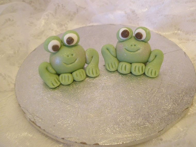 Baby Froggies - CakeCentral.com