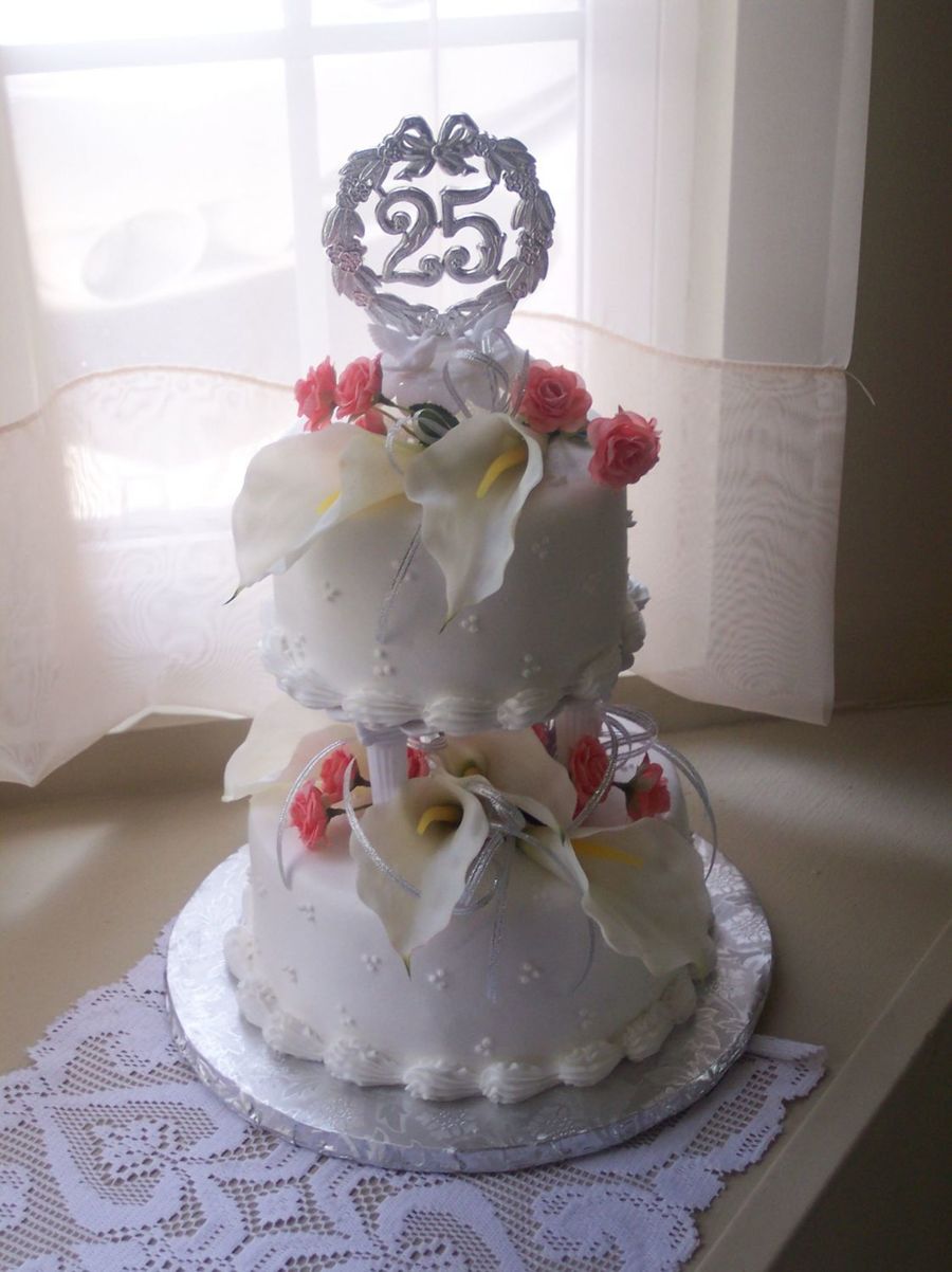 Trinity - CakeCentral.com