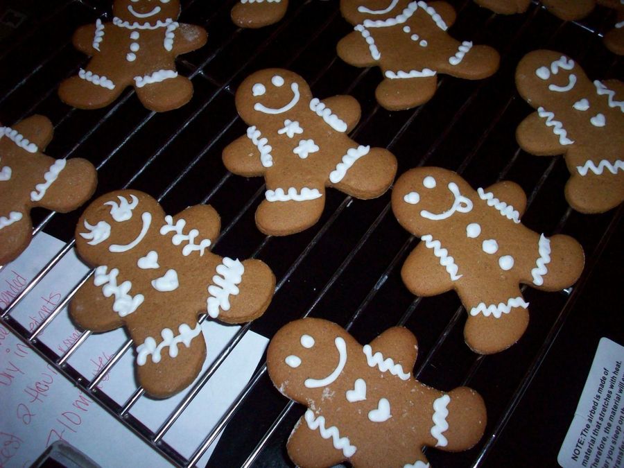 Army Of Gingerbread - CakeCentral.com
