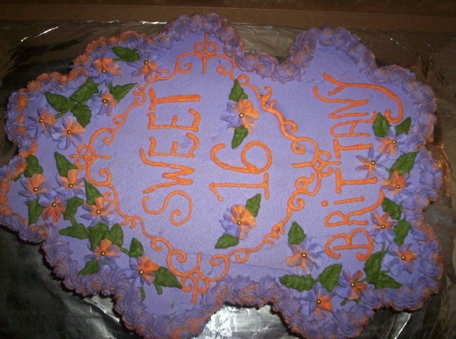 Sweet 16 Cupcake Cake - CakeCentral.com