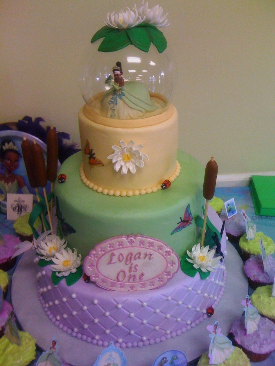 Princess And The Frog Cake - CakeCentral.com