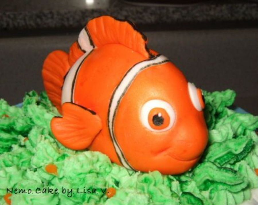 Nemo Figure - CakeCentral.com