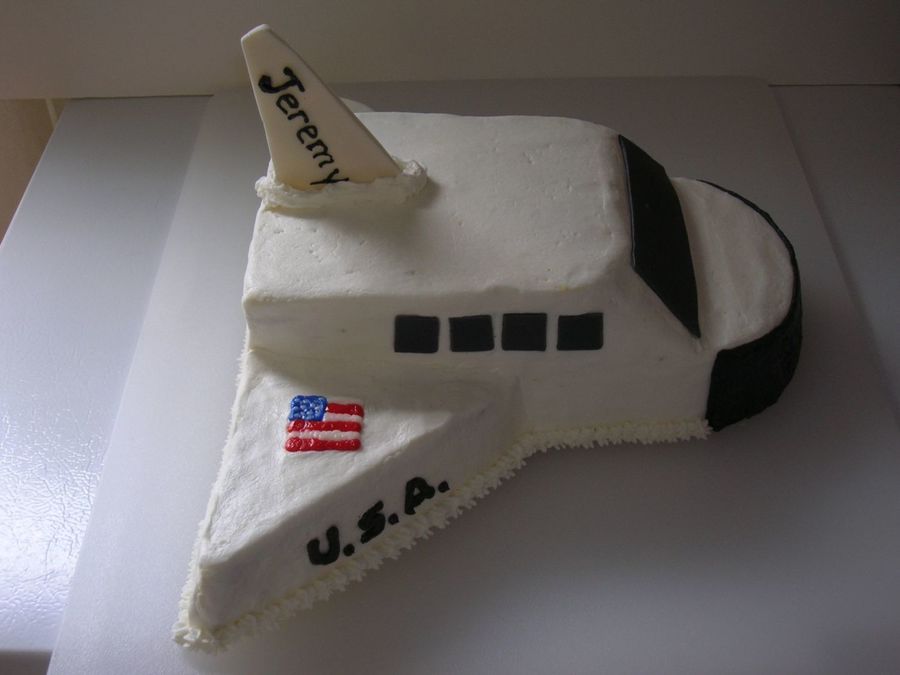 Space Shuttle Cake - CakeCentral.com