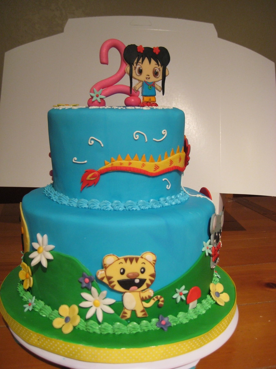 Ni Hao Kai Lan Bday Cake - CakeCentral.com