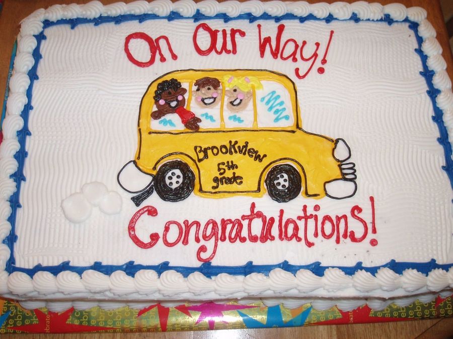 5Th Grade Graduation Cake - CakeCentral.com