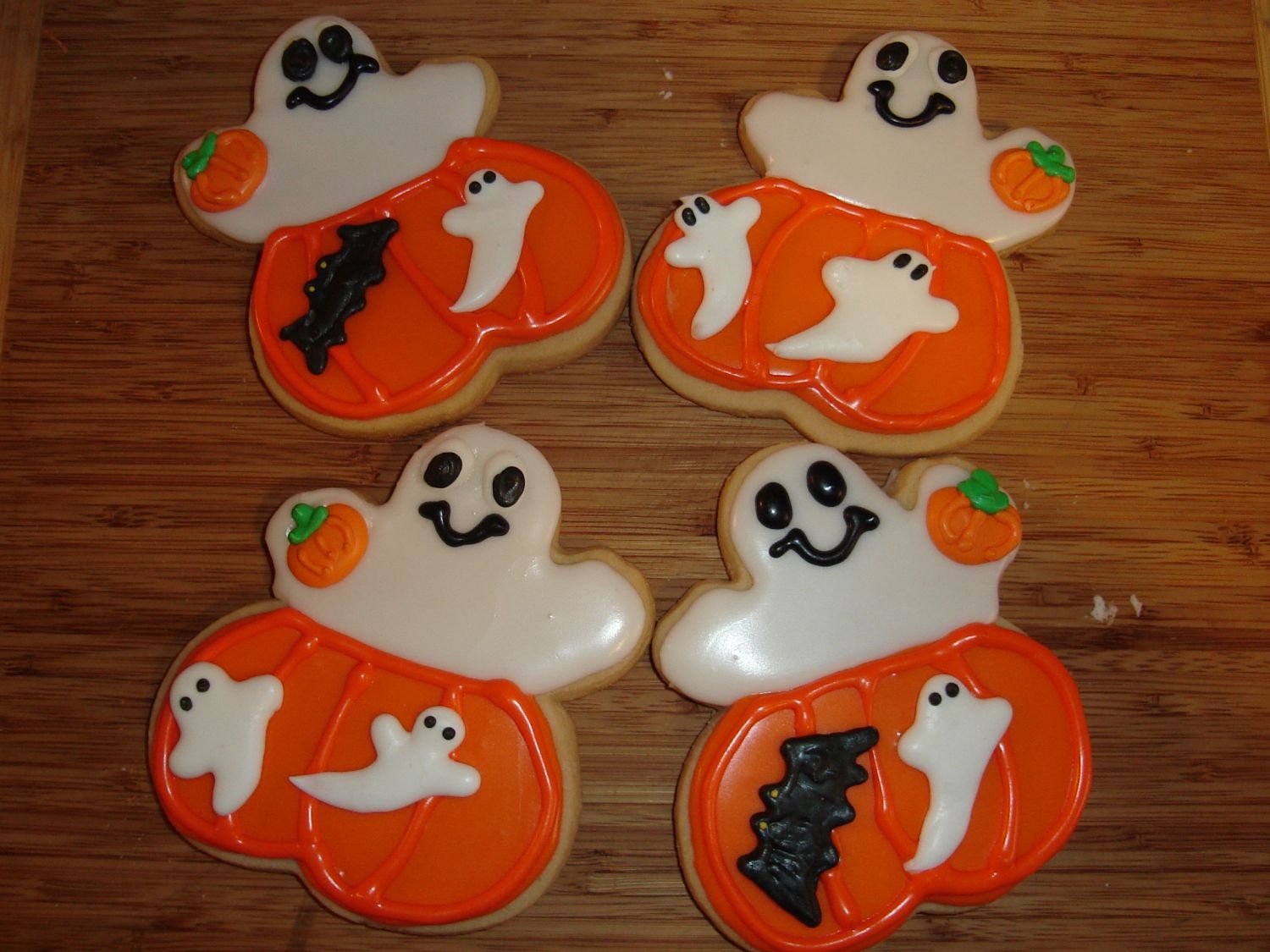 Ghost In A Pumpkin! - CakeCentral.com