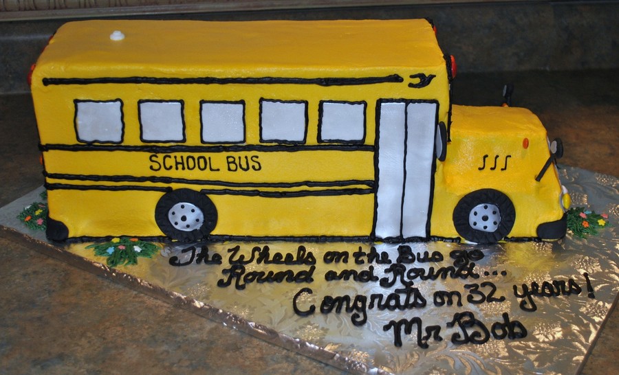School Bus - CakeCentral.com