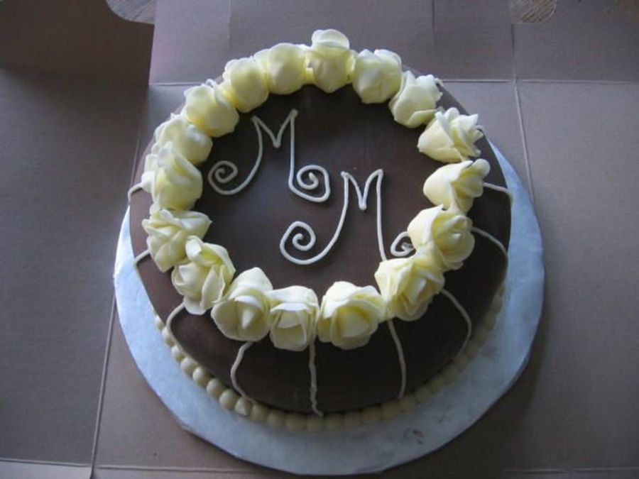 Round Chocolate Cake - CakeCentral.com