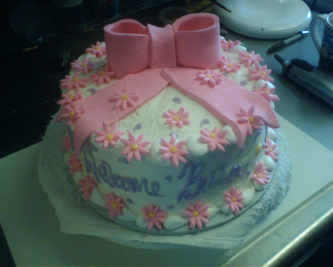 Pink Bow - CakeCentral.com