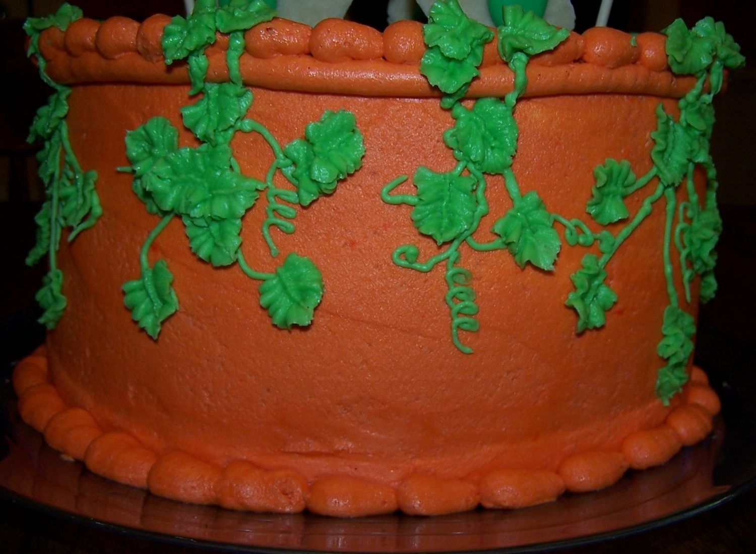 Flower Planter Back View - CakeCentral.com