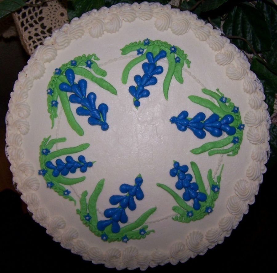 Hyacinth Cake Top View - CakeCentral.com