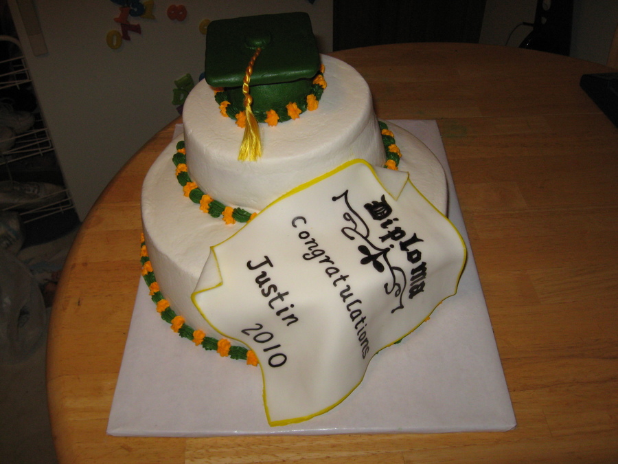 Green & Gold Graduation Cake - CakeCentral.com