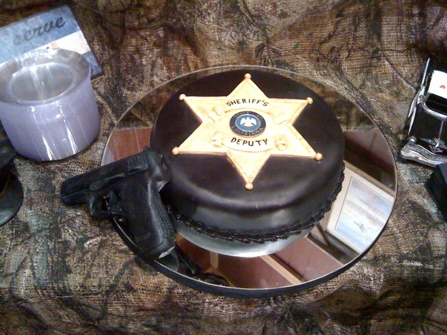 Sheriff Grooms Cake - CakeCentral.com